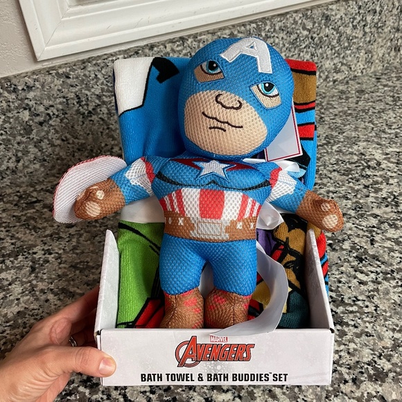 Marvel | Bath, Skin & Hair | Marvel Avengers Captain America Bath Towel ...